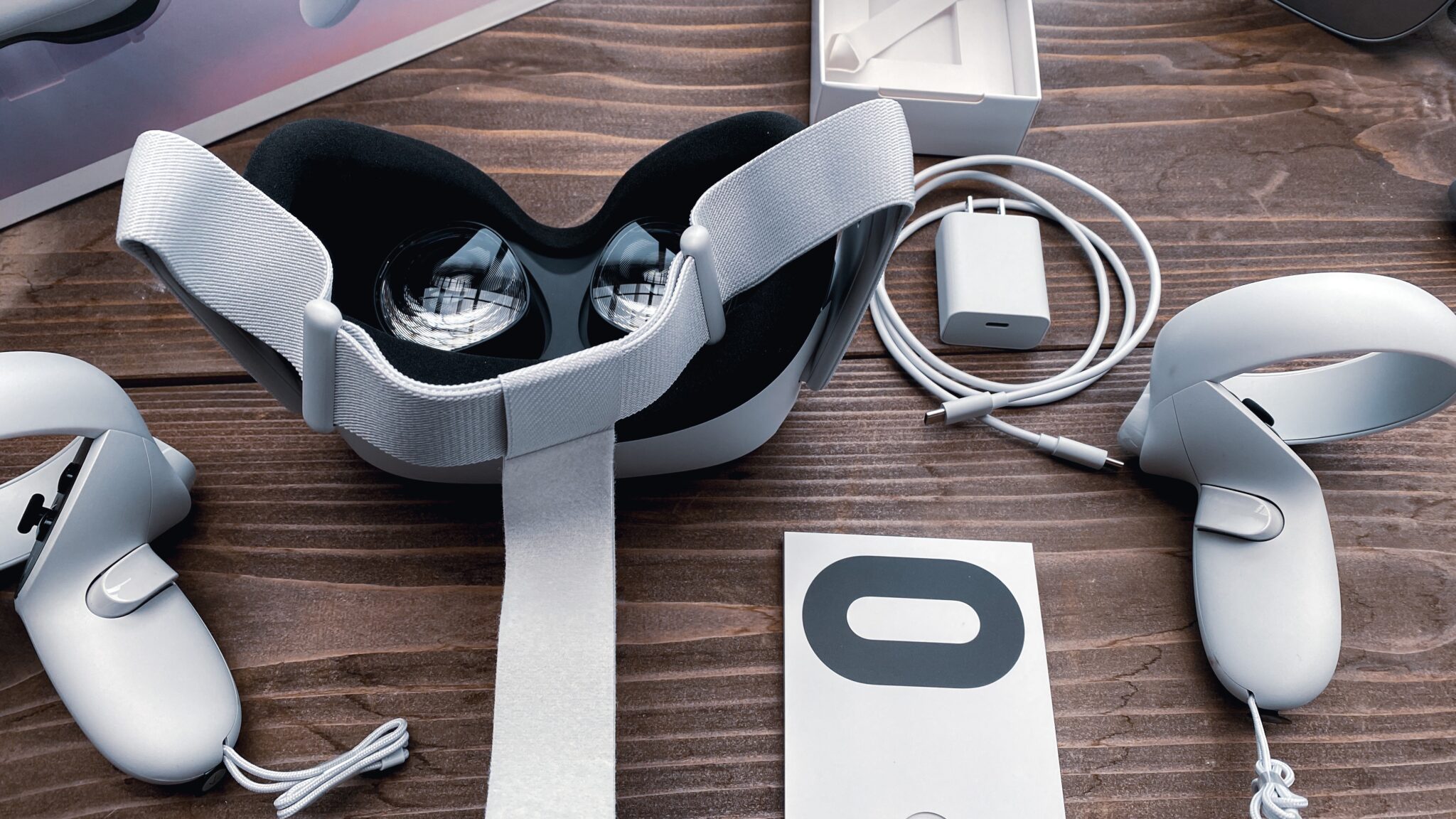 Oculus Quest 2 無線でPCVRゲームをプレイ「Air Link」登場。VR空間に机とキーボード。120Hz対応。最新アップデート ...